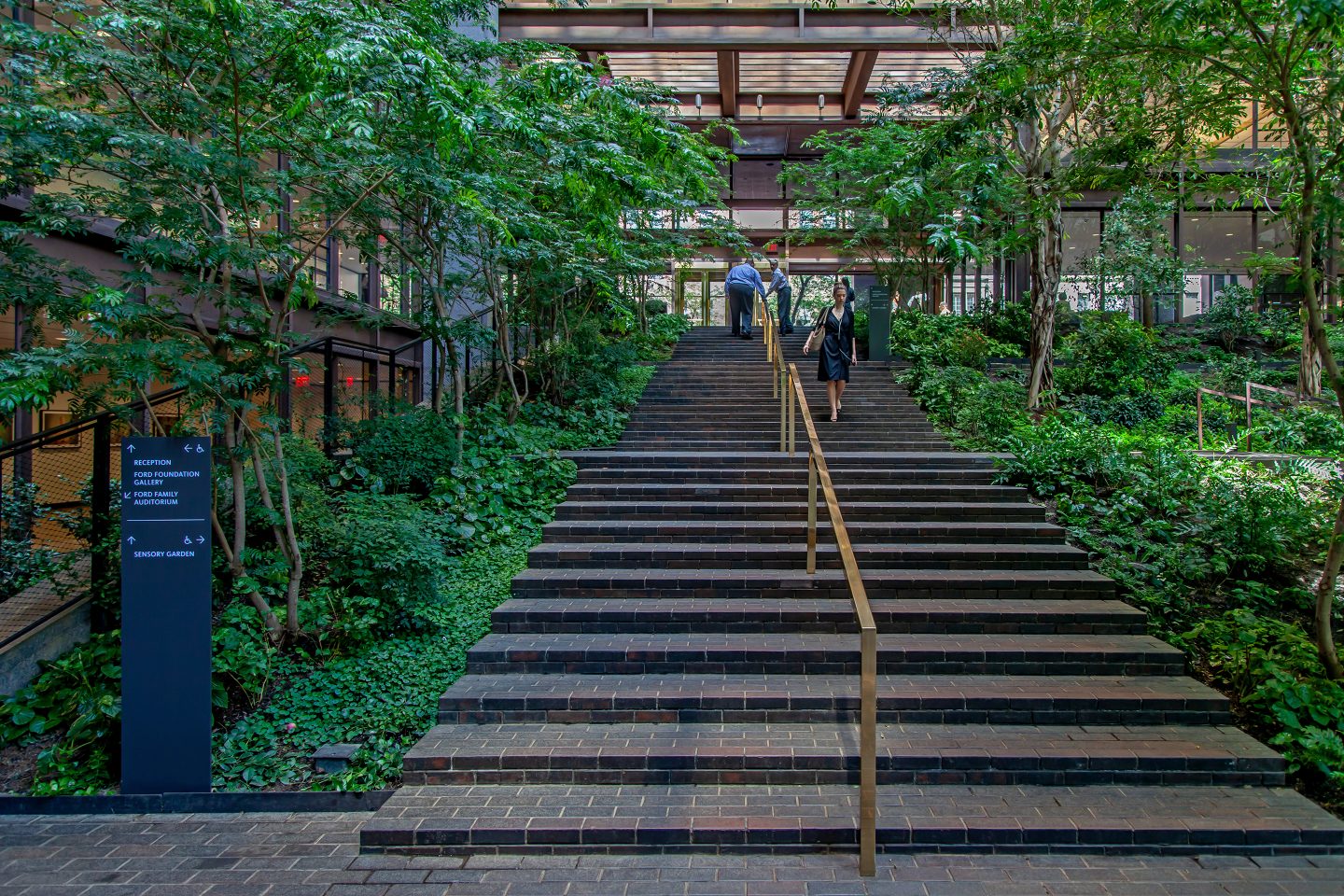 Ford Foundation Center for Social Justice | Raymond Jungles, Inc.